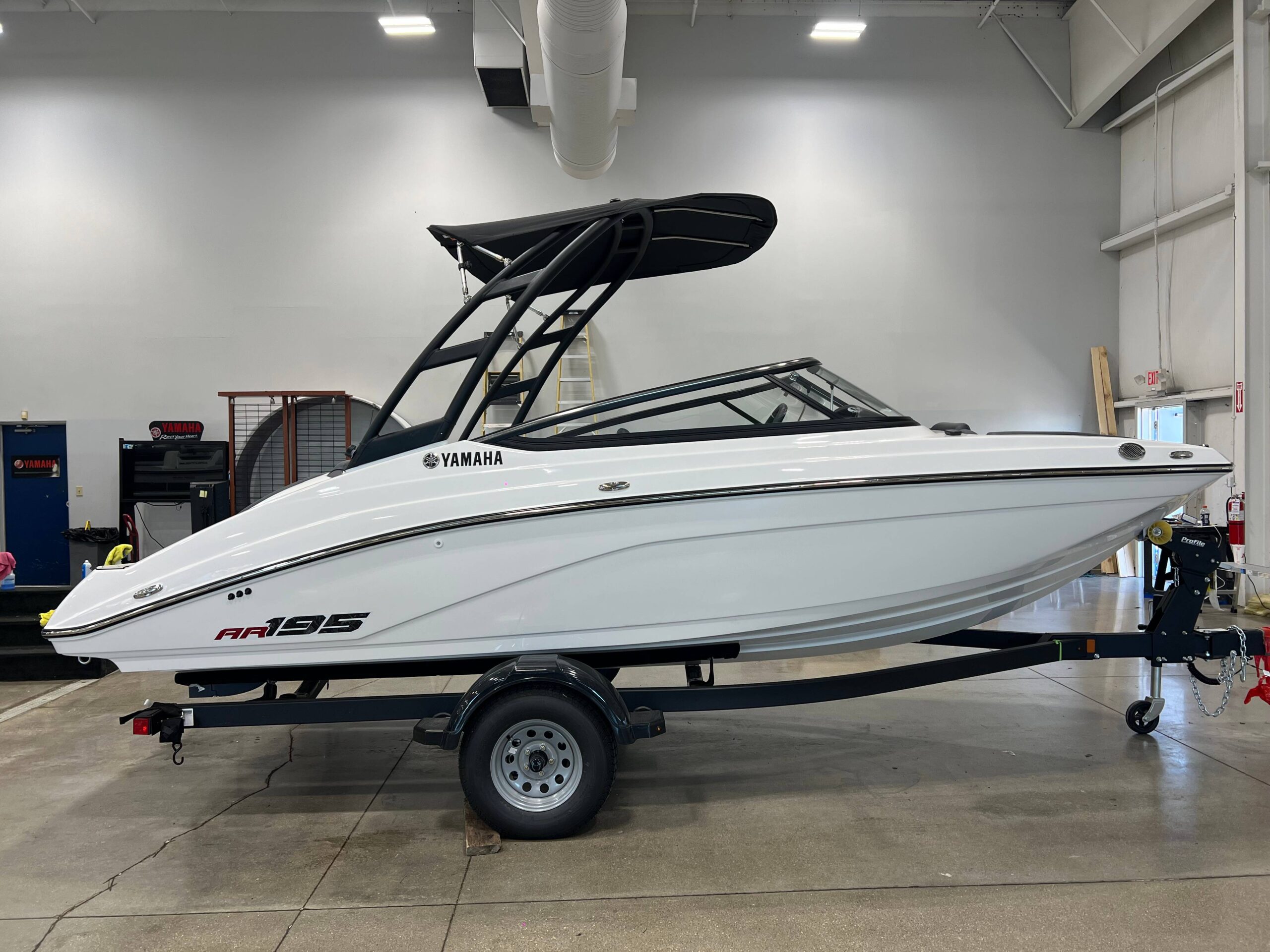 New 2025 Yamaha Boats AR195 For Sale in Cincinnati, OH | No Wake Marine